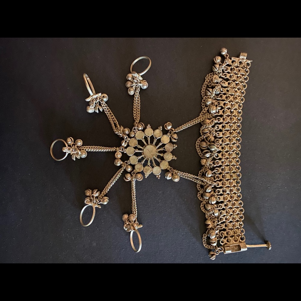 Antique Chain Slave Bracelet. - Gem